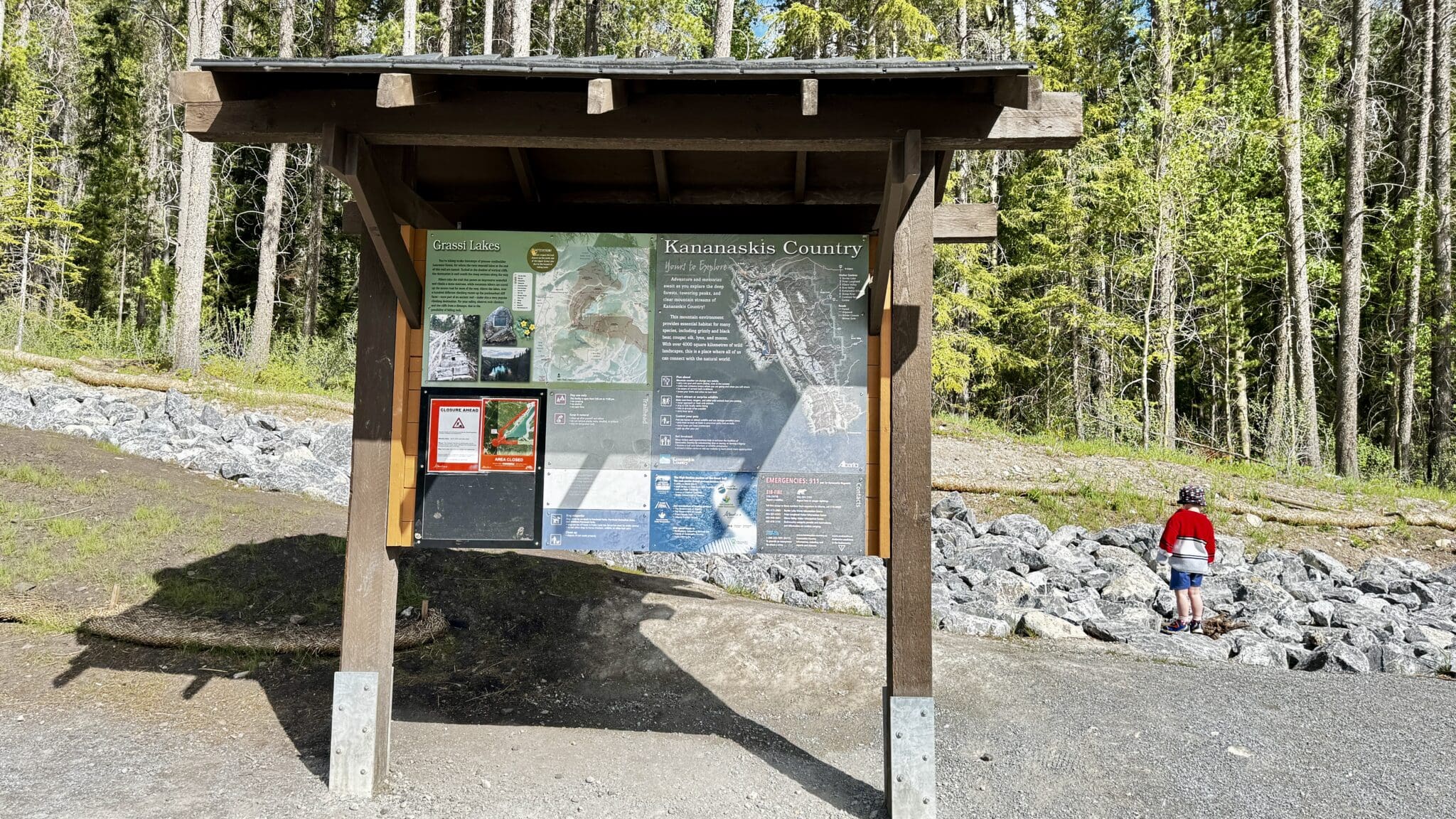 How to Hike to Grassi Lakes Near Canmore - MEpic Adventure