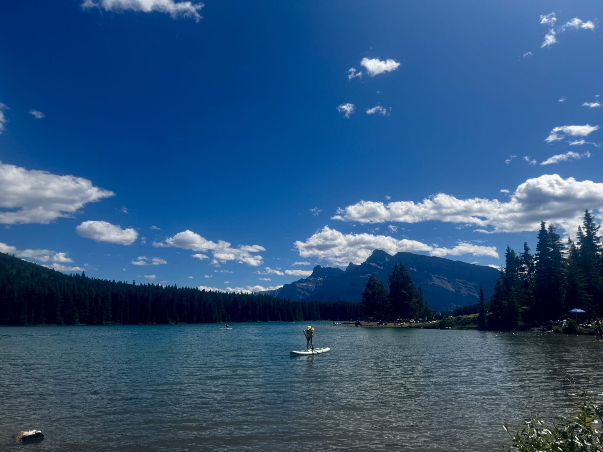 Two Jack Lake・Complete Guide to spend a day - MEpic Adventure